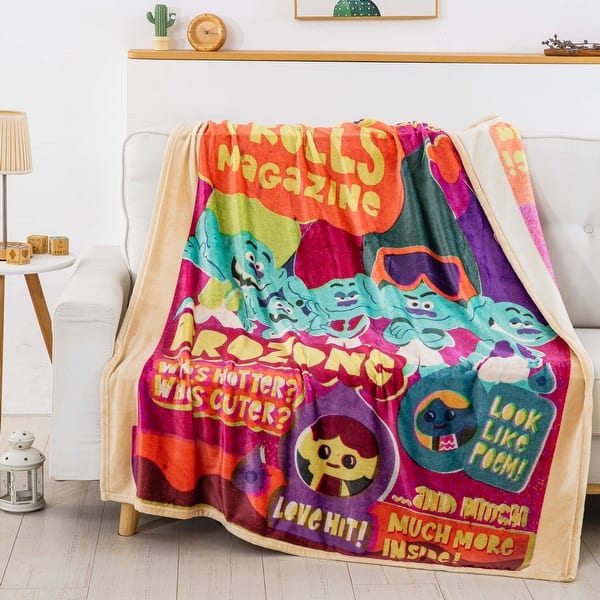 Trolls 3 Trolls Magazine SP Cloud Throw - Bed Bath & Beyond - 39055790