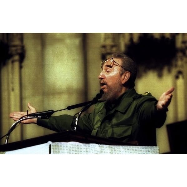 Fidel Castro giving a speech Photo Print - Bed Bath & Beyond - 25468338