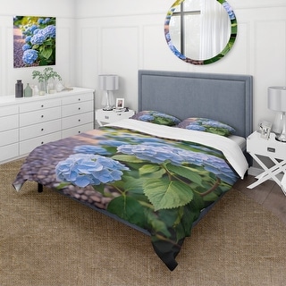 Designart - Blue Blooms Of Hydrangea - Floral Bedding Cover Set ...