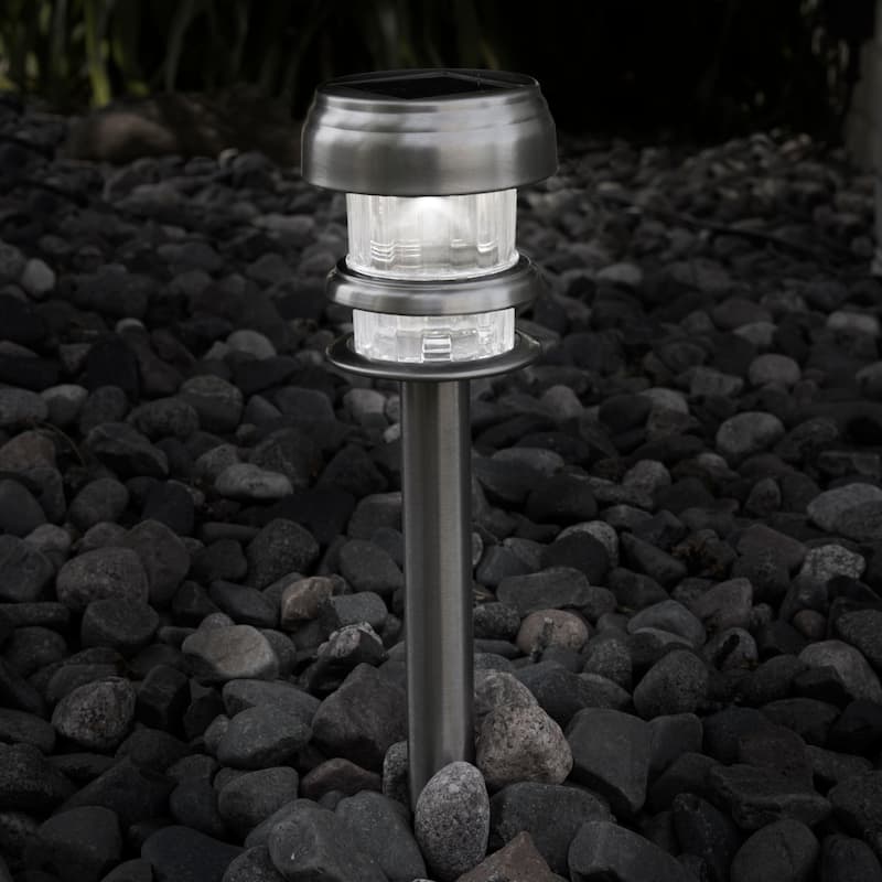 Pure Garden Solar Powered LED Outdoor Stake Spotlight Lights - Set of 4 ...