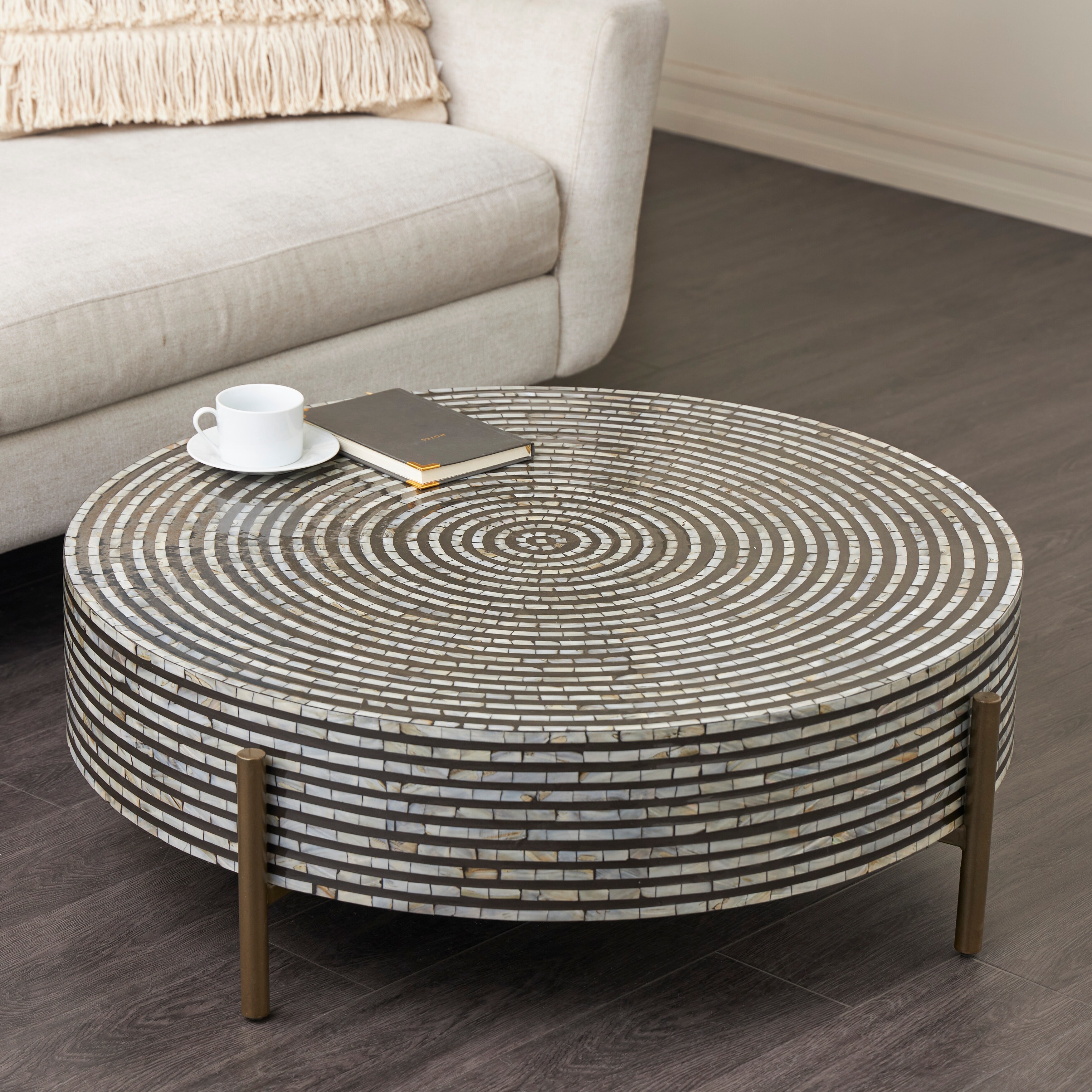 Round geometric coffee table store