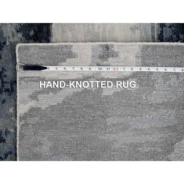 Shahbanu Rugs Asphalt Black, Modern Abstract Design, Hand Knotted, Pure ...