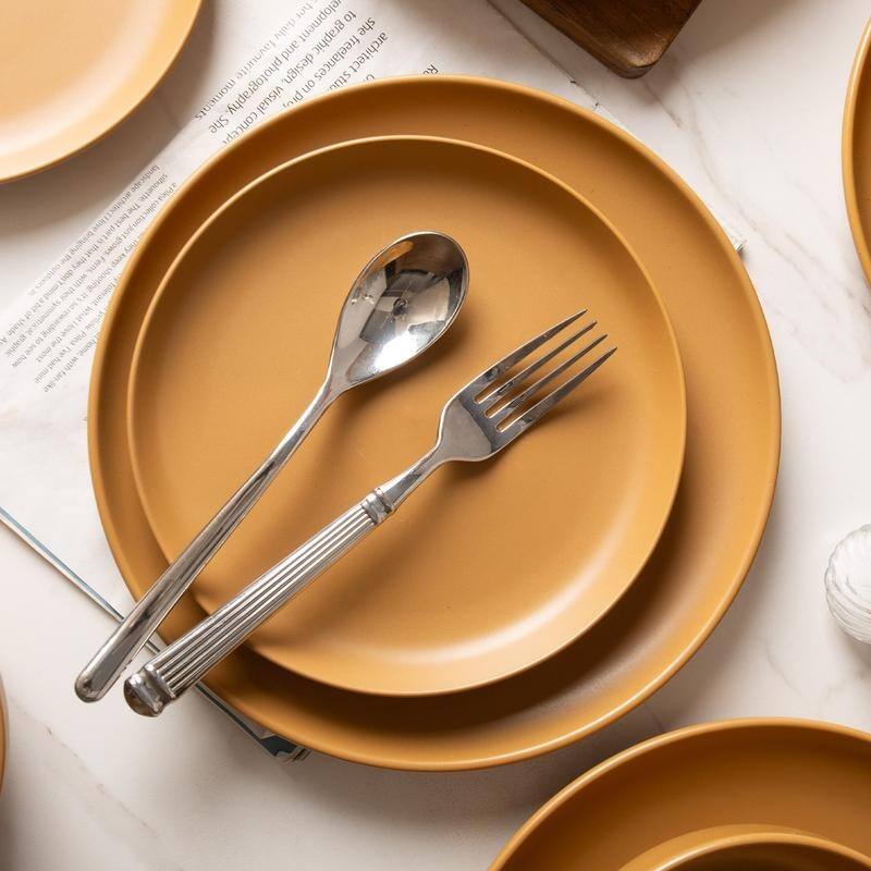 orange microwave set