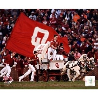 Sooner Schooner Mascot Of The Oklahoma Sooners 2007 Sports Photo Item ...