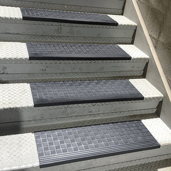 4 Piece Bull Nose Rubber Stair Tread Set 30 x 10 inch - 30"Lx10"Wx.4"H ...