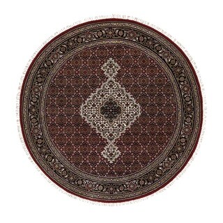 Hand Knotted Red Fine Oriental with Wool & Silk Oriental Rug (5'2" x 5 ...