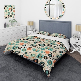 Designart "Turntables Boom Boxes Spots III" Black Modern Bedding Set ...