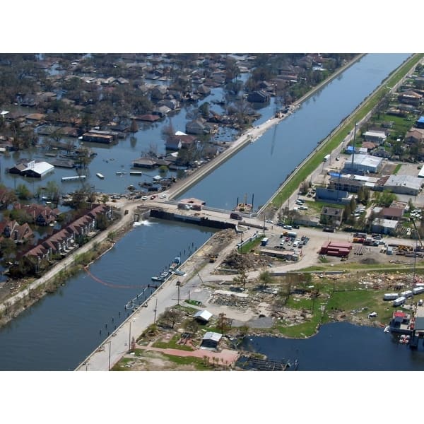 levee break katrina