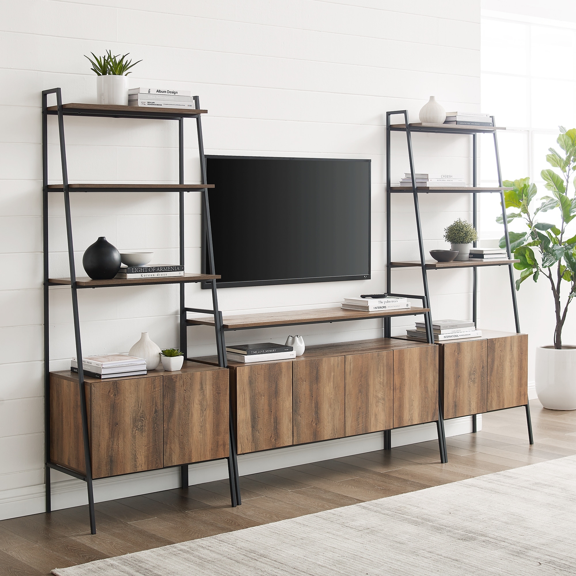 Carbon loft lahuri store