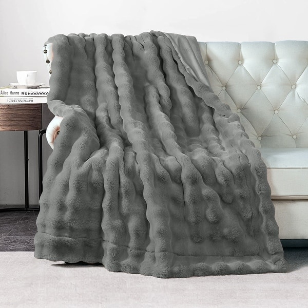 Home Soft Things Bubble Textured FauxFur Throw Cozy Soft Blankets - On ...