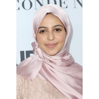 Muzoon Almellehan At Arrivals For 2017 Glamour Women Of The Year Awards ...