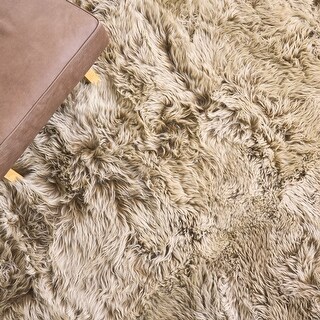 EXQUISITE RUGS Sheepskin Hand-stitched Cappucino Area Rug. - Bed Bath ...