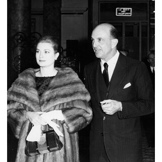 Grace Kelly in a fur coat Photo Print - Bed Bath & Beyond - 25468172