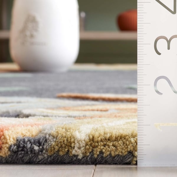 SAFAVIEH Handmade Bellagio Lieselore Contemporary Wool Rug - Bed Bath ...