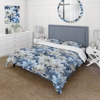Designart "Arctic Blue And White Botanical Pattern I" cottage bed cover ...
