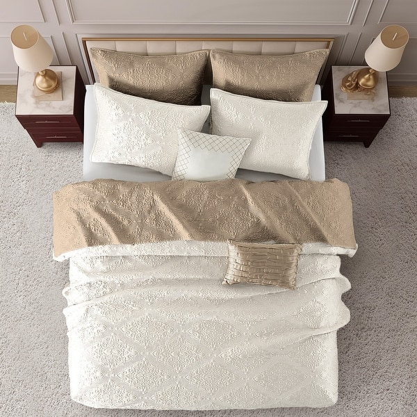 intimates bedding