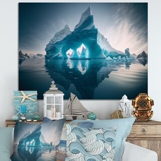Designart 'North Atlantic Blue And White Iceberg I' Coastal Metal Wall ...