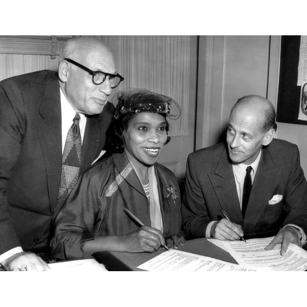 Singer Marian Anderson Signs A Contract With Metropolitan Opera ...