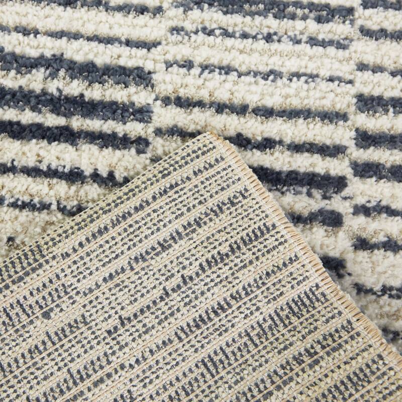 Gianni Modern Checkered Area Rug - Bed Bath & Beyond - 37014046