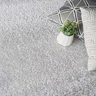 EXQUISITE RUGS Luxe Shag Power-loomed Polyester/Microfiber Taupe Area ...