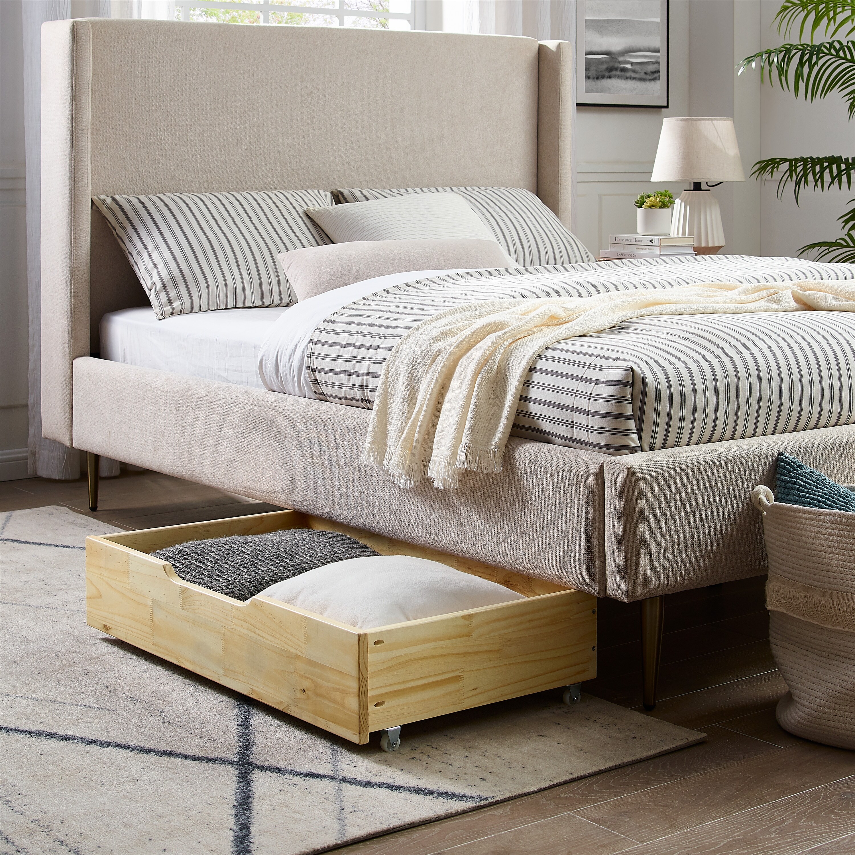 MUSEHOMEINC Solid Wood Under Bed Storage Drawer with 4 Wheels for Bedroom Suggested for Queen King Size Platform Bed Natural