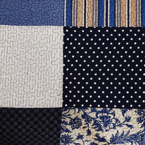 Julia Quilt Set - Bed Bath & Beyond - 32809339