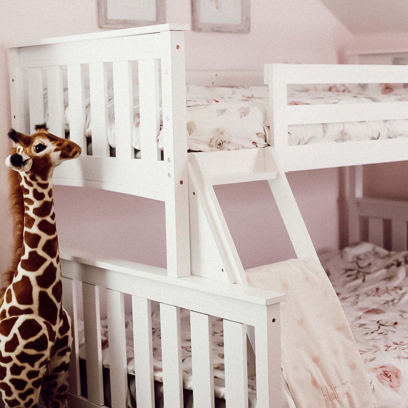 Thomasville Kids Winslow Twin Over Full Bunk Bed Full Length Safety Rails on Top Bunk Sturdy Ladder Bed Bath Beyond 30622012