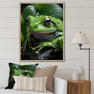 Designart "Green Frog Portrait" Frogs & Toads Framed Canvas Print - Bed ...