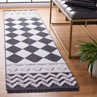 SAFAVIEH Augustine Geline Modern Boho Fringe Rug - Bed Bath & Beyond ...