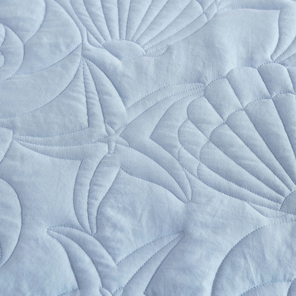 Caribbean Joe Solid Shell Outline Quilt Set - On Sale - Bed Bath ...