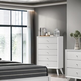 Cerys Chest in White Finish - Bed Bath & Beyond - 38210402