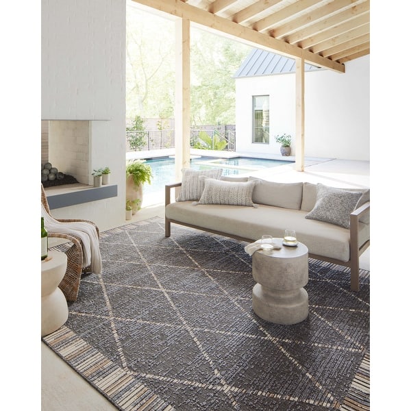 Alexander Home Renee Modern Diamond Indoor / Outdoor Rug - Bed Bath ...