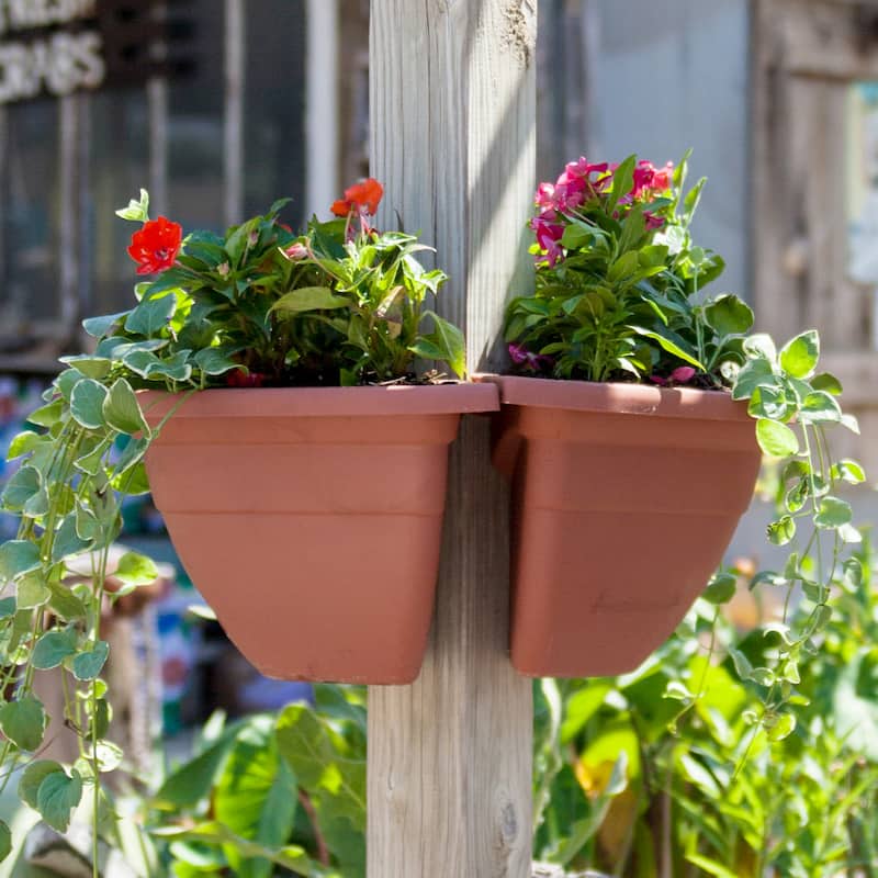 Plant Around Weatherproof Planters (2 Pack) - Overstock - 8326226