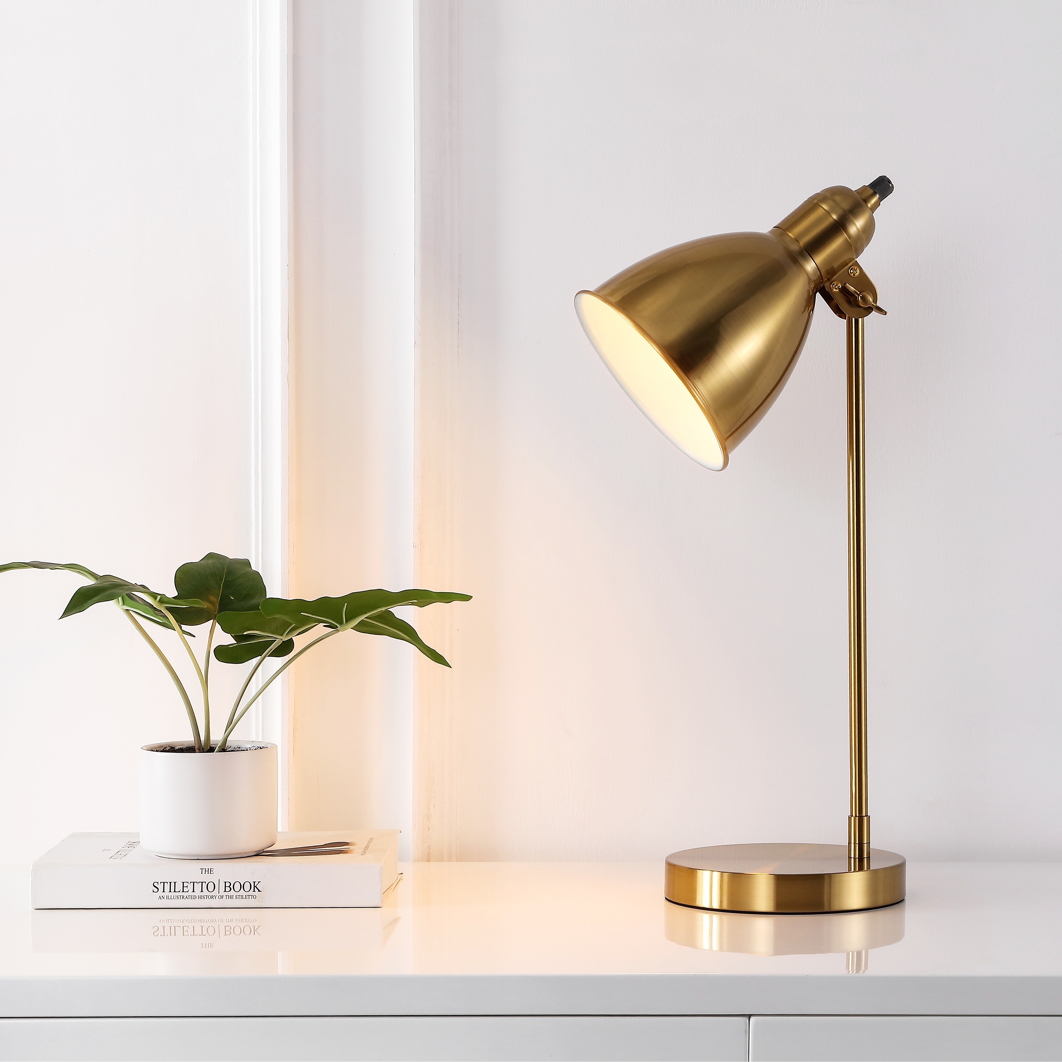 room essentials table lamp