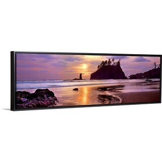 "Sea stacks at sunset, Second Beach, Olympic National Park, Washington ...