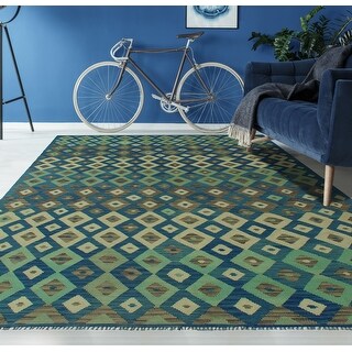 Hand-Woven Sangat Kilim Nooman Blue/Beige Rug - 6'7" x 9'8" - Bed Bath ...