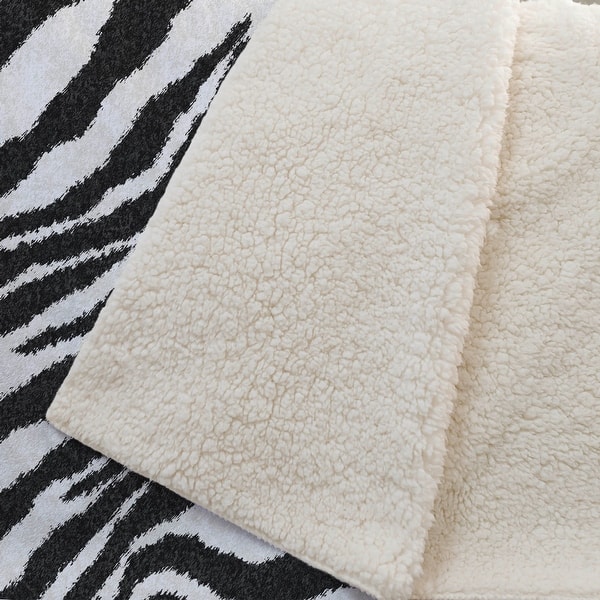 white tiger pattern blanket