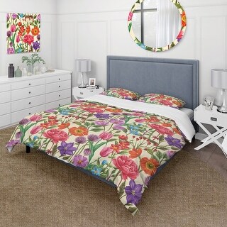 Designart 'Ornamental Pattern Of Beautiful Flowers' Traditional Duvet ...