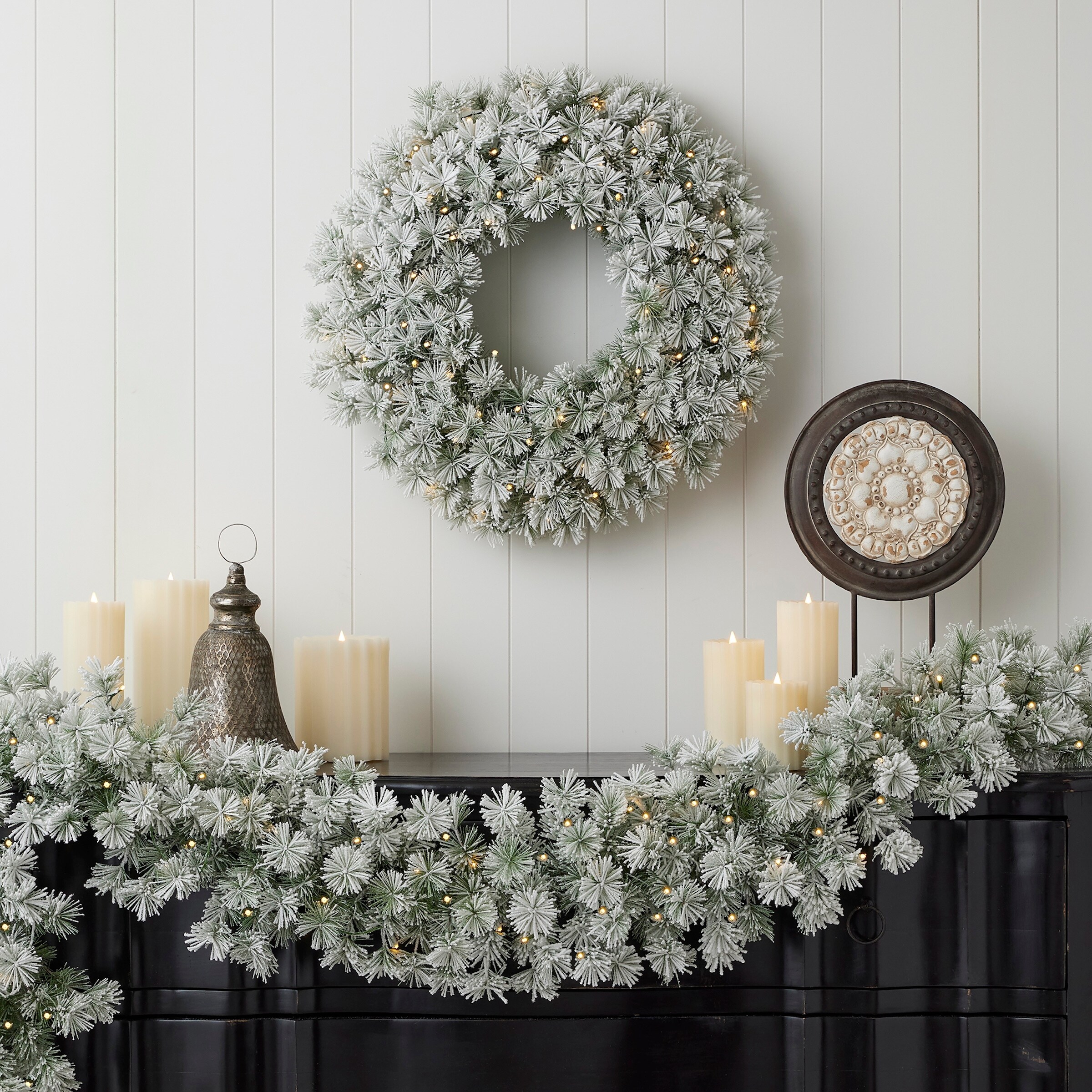 Flocked lighted garland store