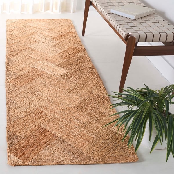 SAFAVIEH Handmade Natural Fiber Triinu Farmhouse Chevron Jute Rug - Bed ...