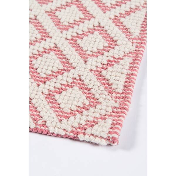Madcap Cottage by Momeni Lisbon Sintra Pink Diamond Trellis Area Rug ...