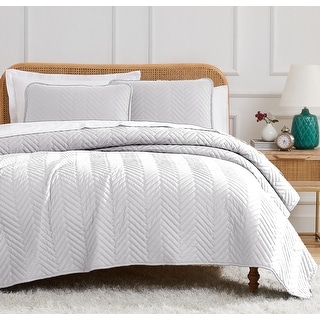 Southshore Fine Linens Solid Color Chevron Quilt Set - Bed Bath ...
