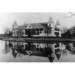 Hyde Park Transit Pavilion Black and White Gallery Wrapped Canvas - Bed ...