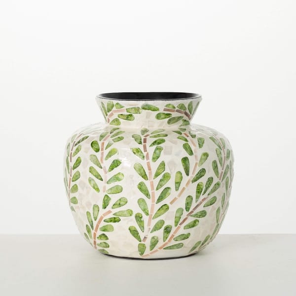 pattern vase
