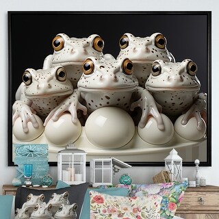 Designart "Minimalist Frog Essence I" Frogs & Toads Framed Wall Art ...
