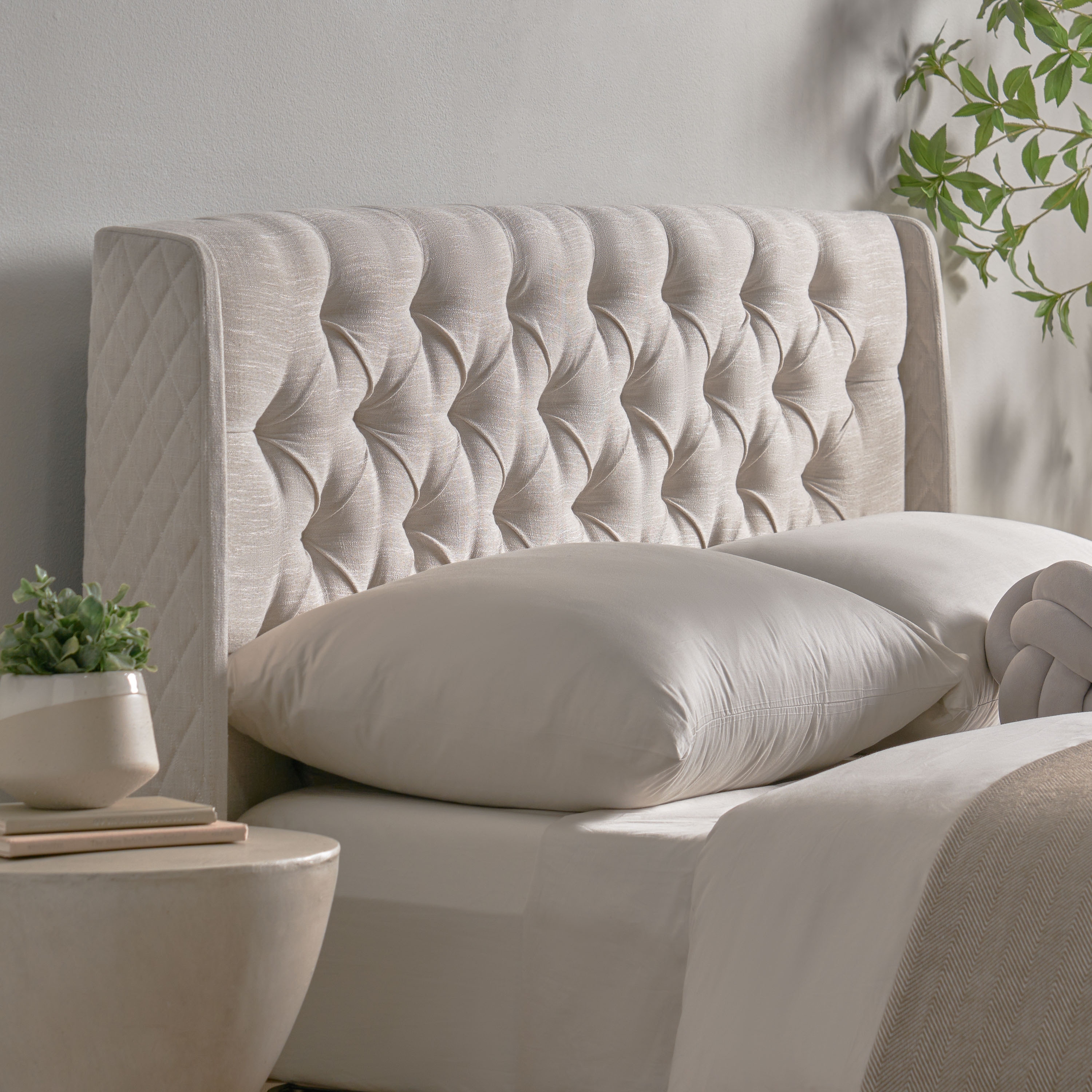 Christopher Knight Home Perryman Queen Wingback Headboard Luxurious Tufted Design