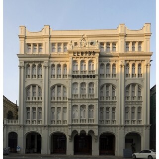 Restored Lloyds Insurance Building Within Old Fort Area Of Colombo ...