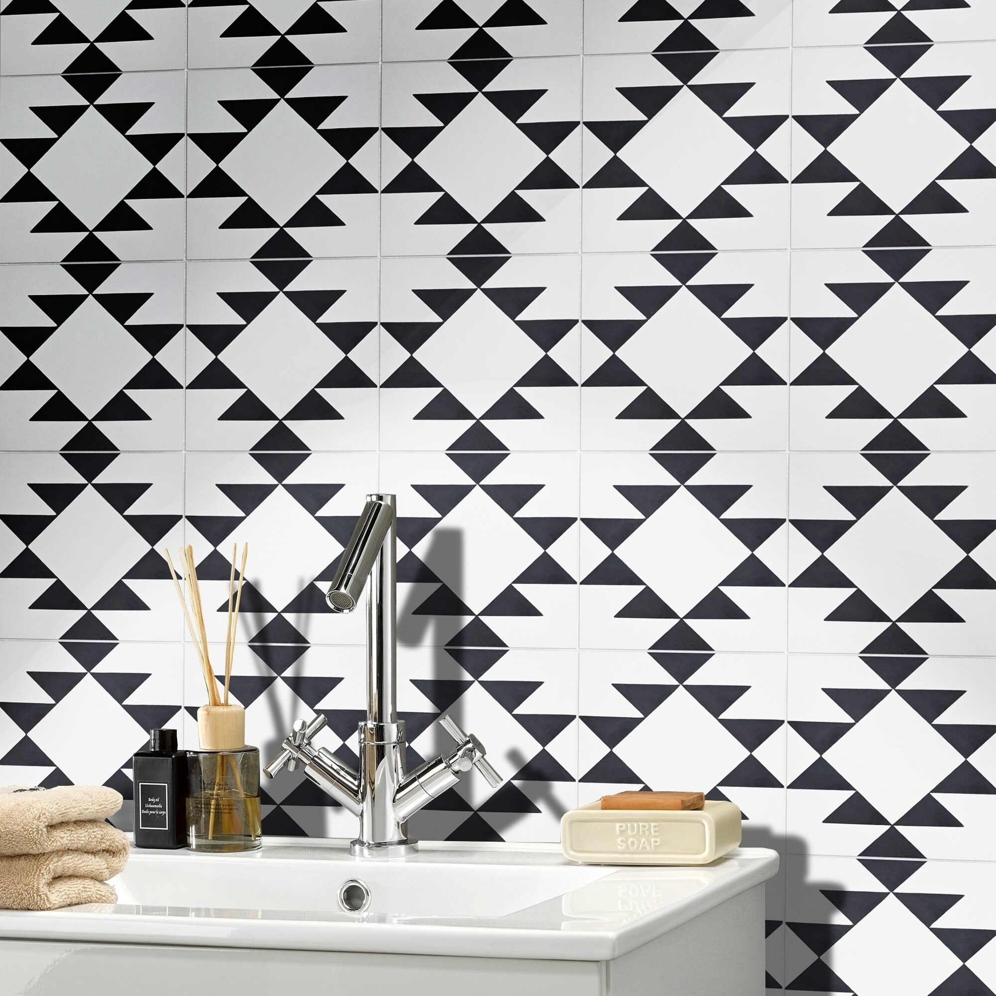 Handmade Midar in Black and White Tile (Morocco) - Bed Bath & Beyond ...