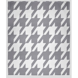 Houndstooth Fleece Throw Blanket - Bed Bath & Beyond - 36390989