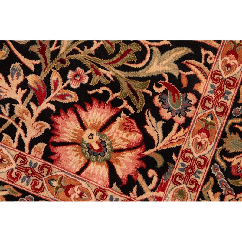 Gulshan Ayub Pak-Persian Annalee Black/Red Wool Rug (6'1 x 8'11) - 6'1 ...